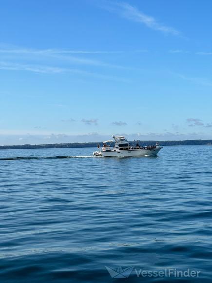 CONDOR, Pleasure craft - Details and current position - MMSI 211821040 ...