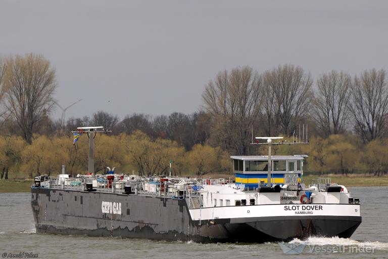 SLOT DOVER, Tanker - Details and current position - ENI 04814200, MMSI ...