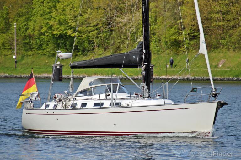 HALVAR, Sailing vessel - Details and current position - MMSI 211875470 ...