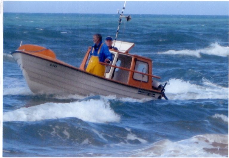 CHIVAS, Fishing vessel - Details and current position - MMSI 219014197 ...