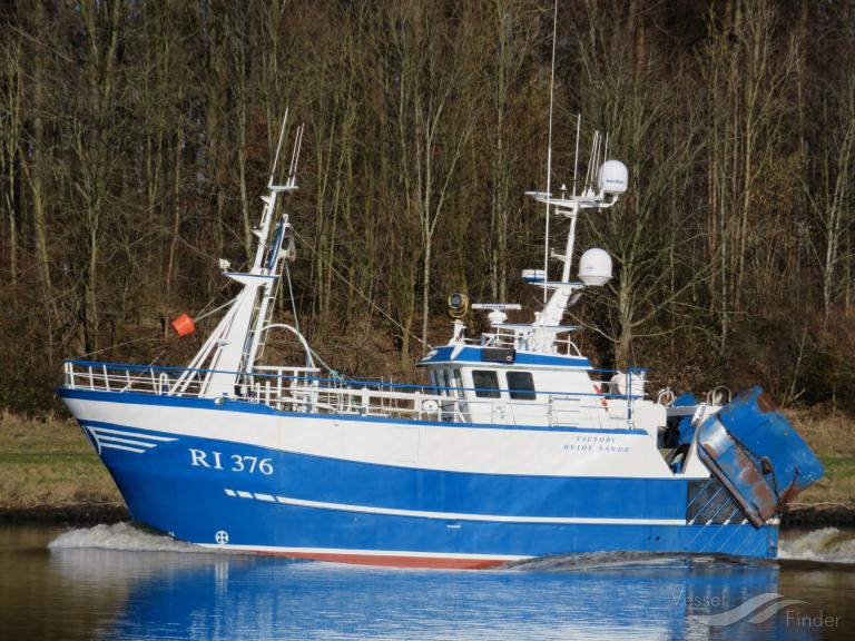 VICTORY, Fishing vessel - Details and current position - MMSI 219421000 ...