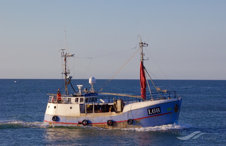 L68 JANGA BORK, Fishing vessel - Details and current position - MMSI ...