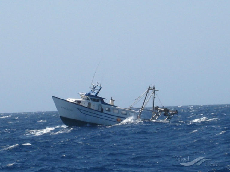 PUNTA DES VENT, Fishing vessel - Details and current position - MMSI 224005220 - VesselFinder