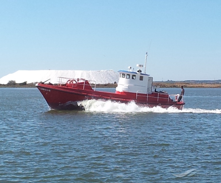 PROVENTO, Port tender - Details and current position - MMSI 224064940 ...