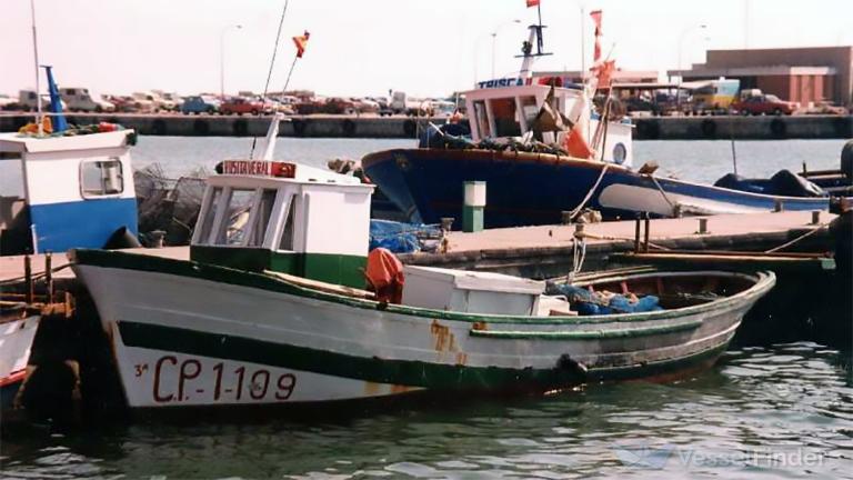 ROSITA VERAL, Fishing vessel - Details and current position - MMSI ...