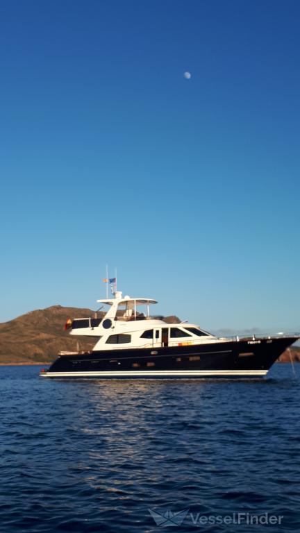 ISMAR, Pleasure craft - Details and current position - MMSI 225983892 ...