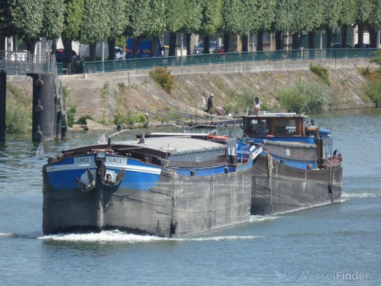 THI-BEA, Cargo ship - Details and current position - ENI 01823249, MMSI ...