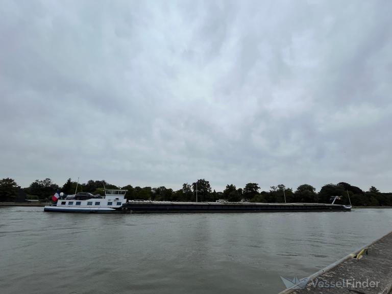 FRANCE, Cargo ship - Details and current position - ENI 06002480, MMSI ...