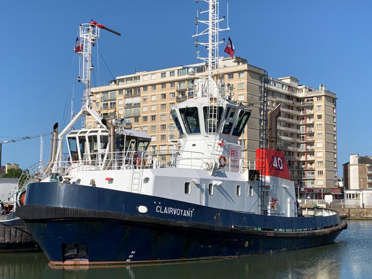VB PORNIC, Tug - Details and current position - IMO 9192519 - VesselFinder