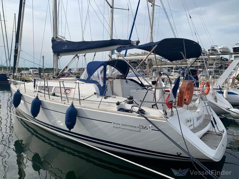 TI PUNCH, Sailing vessel - Details and current position - MMSI ...
