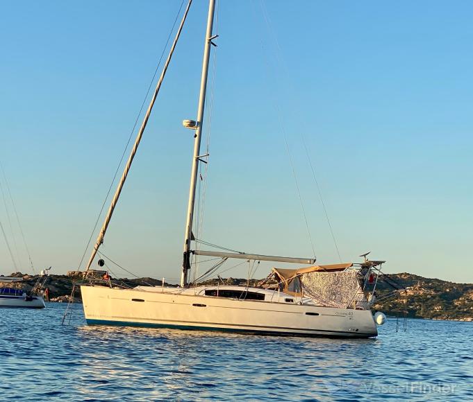 RAVANNE, Unknown - Details and current position - MMSI 227153130 ...