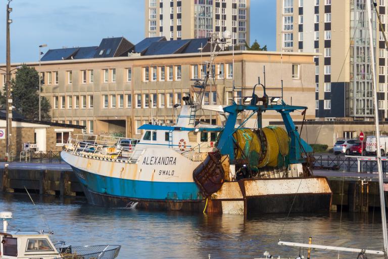 FV ALEXANDRA, Fishing Vessel - Details and current position - IMO ...