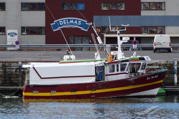 FVCORENTIN LUCAS, Fishing vessel - Details and current position - MMSI ...