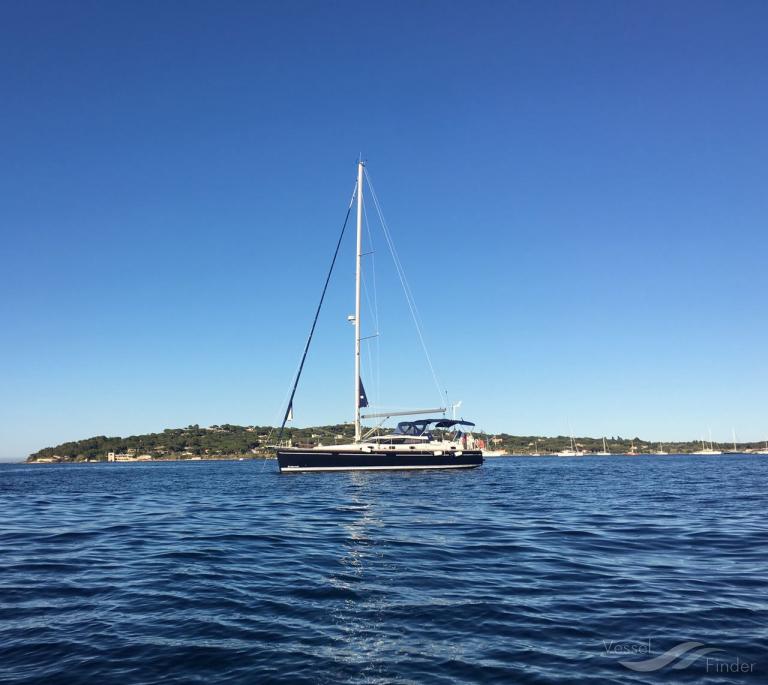 SUR, Sailing vessel - Details and current position - MMSI 227810020 ...