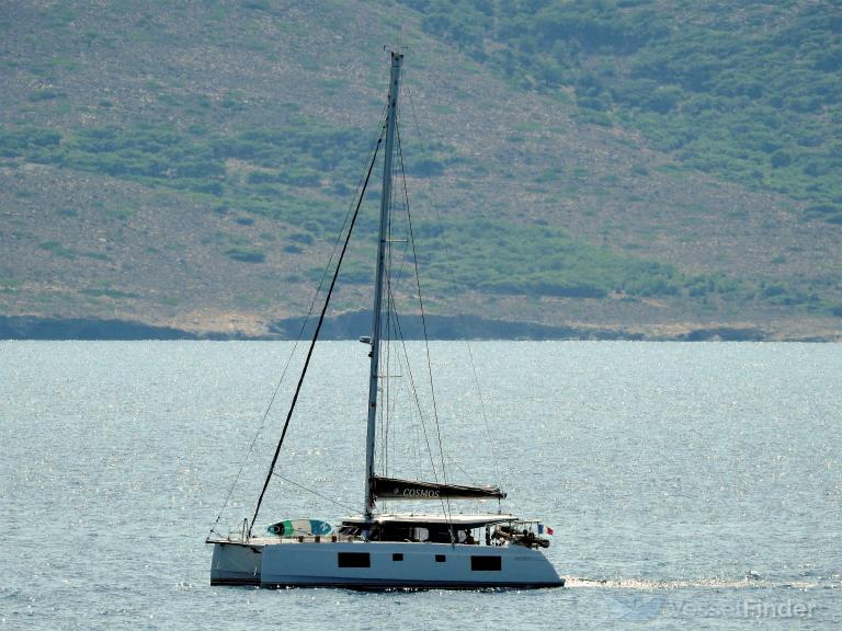 COSMOS, Sailing vessel - Details and current position - MMSI 228046220 ...