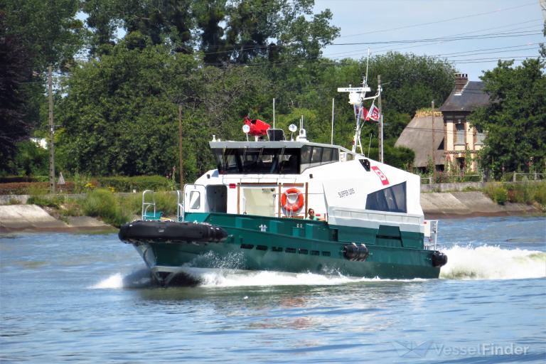 SURFER 2005, Passenger ship - Details and current position - MMSI ...