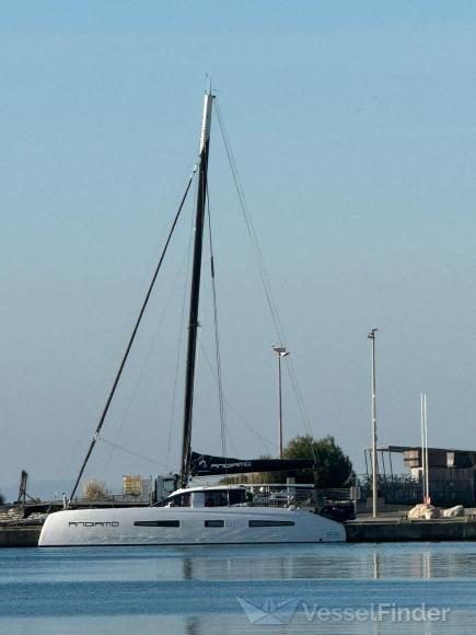 ANDIAMO, Sailing vessel - Details and current position - MMSI 228254880 ...