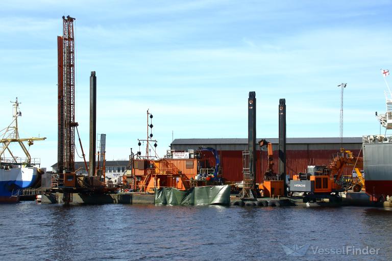 BOULDER, Dredging or UW ops - Details and current position - MMSI ...