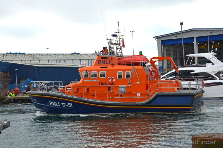 RNLI LIFEBOAT 17-51, SAR - Details and current position - MMSI ...