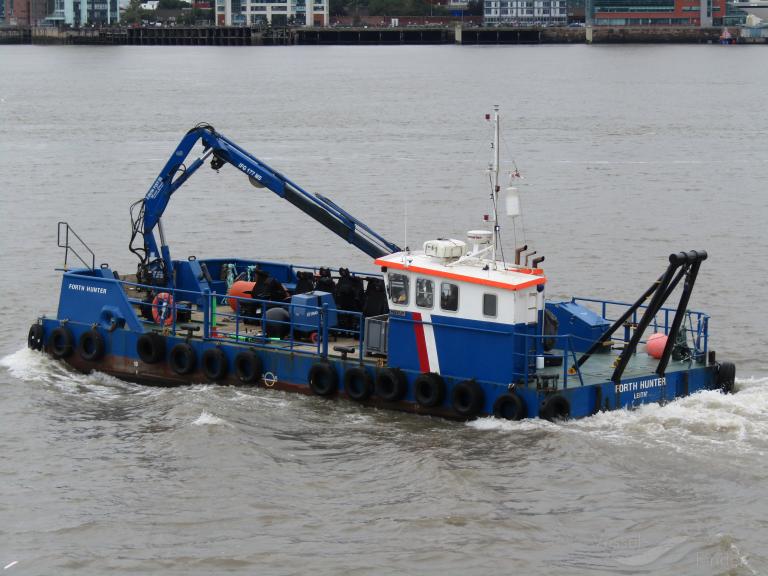 FORTH HUNTER, Anti-polution - Details and current position - MMSI ...