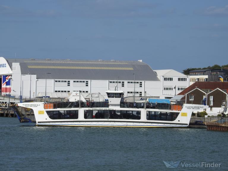 FLOATING BRIDGE 6, Passenger ship - Details and current position - MMSI 232008913 - VesselFinder