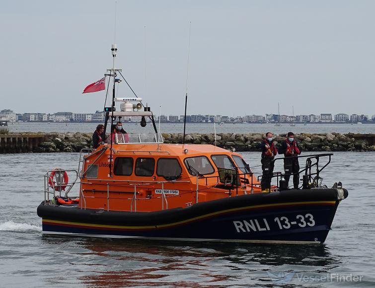 RNLI LIFEBOAT 13 33, SAR - Details and current position - MMSI ...