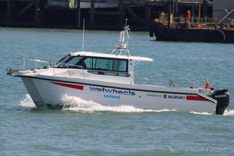 WETWHEELS SOLENT, Pleasure craft - Details and current position - MMSI ...