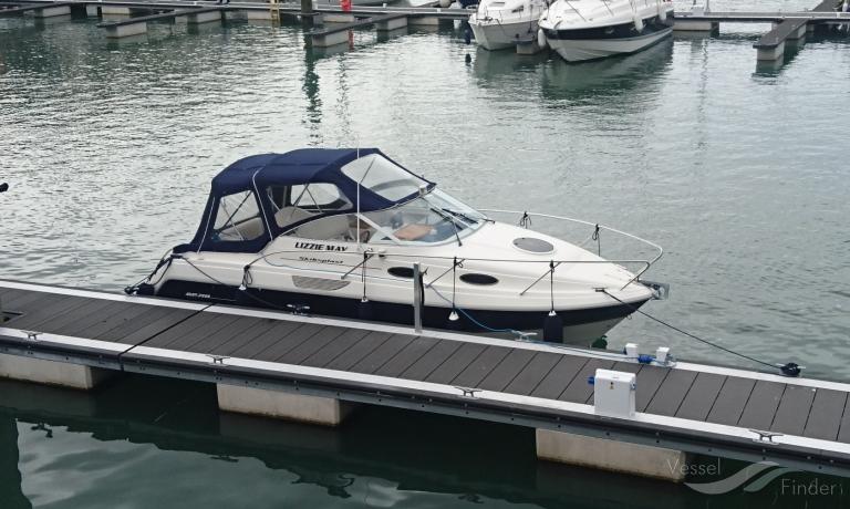 MAE, Pleasure craft - Details and current position - MMSI 232015779 ...