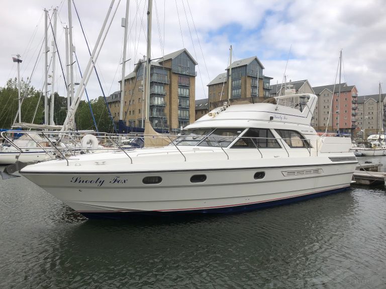 SNOOTY FOX, Pleasure craft - Details and current position - MMSI ...