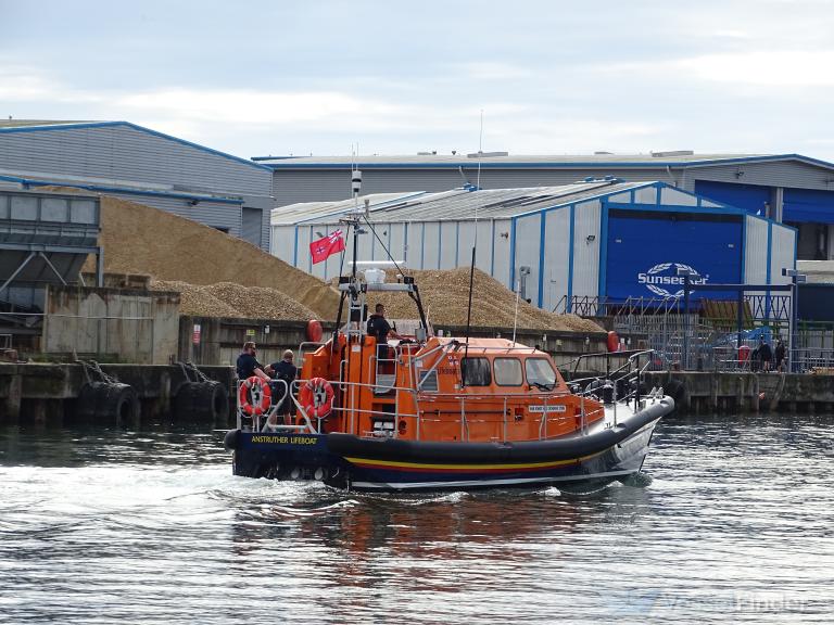 RNLI LIFEBOAT 13-47, SAR - Details and current position - MMSI ...