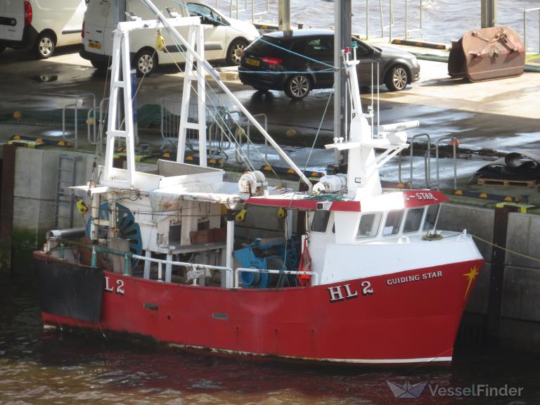 GUIDING STAR HL2, Fishing vessel - Details and current position - MMSI ...