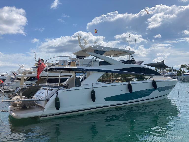 LUNA 2, Pleasure craft - Details and current position - MMSI 232035726 ...