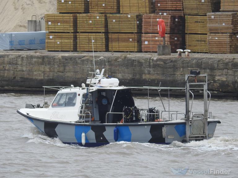 SPECTRE, Diving ops - Details and current position - MMSI 232040143 ...