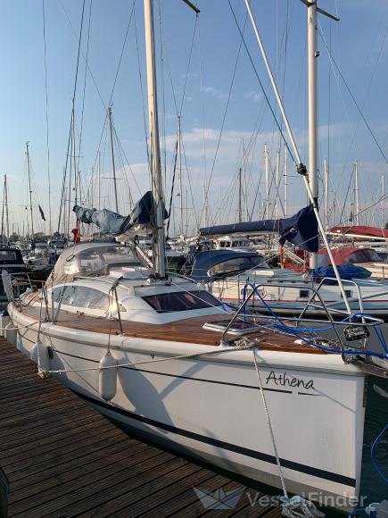 ATHENA, Sailing vessel - Details and current position - MMSI 235001316 ...