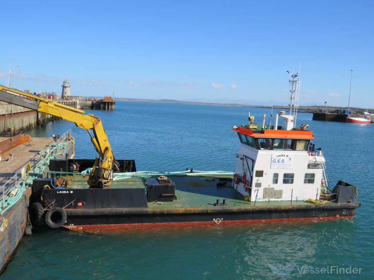 LAURA M, Tug - Details and current position - MMSI 235007548 - VesselFinder