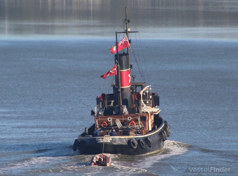 S.T. CHALLENGE, Tug - Details and current position - MMSI 235010295 ...