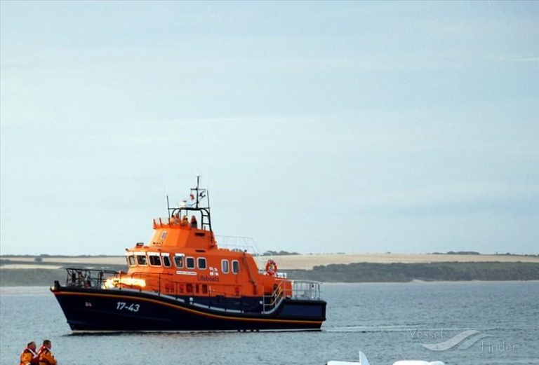 RNLI LIFEBOAT 1743, Unknown - Details and current position - MMSI ...
