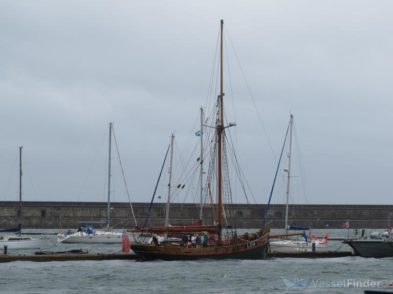 EDA FRANDSEN, Sailing vessel - Details and current position - MMSI ...