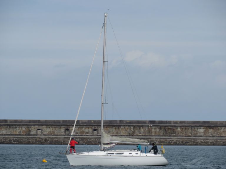 SHAULA, Sailing vessel - Details and current position - MMSI 235024239 ...