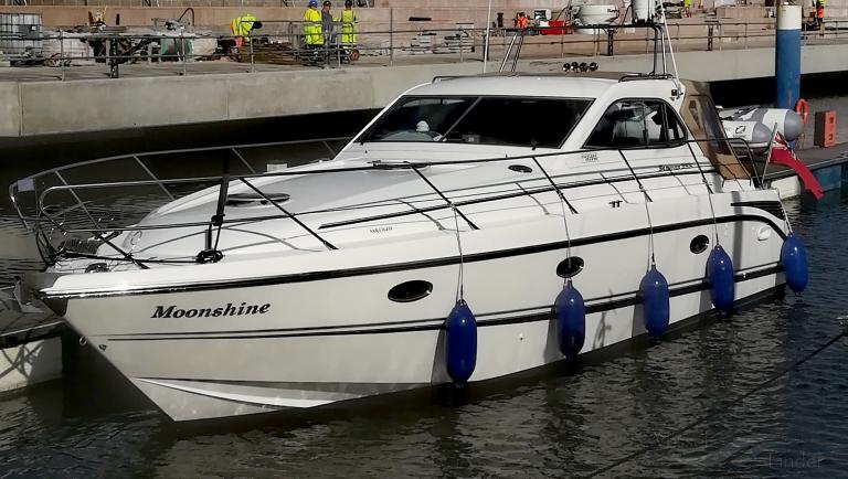 MOONSHINE, Pleasure craft - Details and current position - MMSI ...