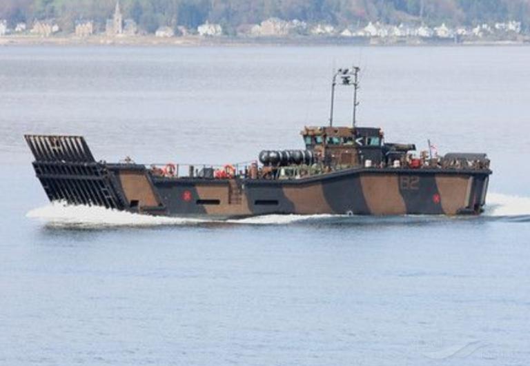 LCU 9735, Military ops - Details and current position - MMSI 235069661 ...