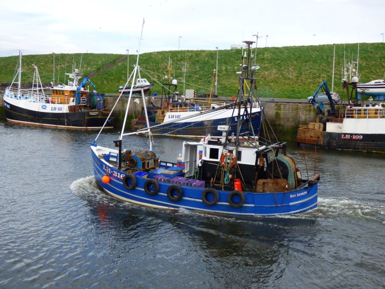 BOY ANDREW, Fishing vessel - Details and current position - MMSI ...
