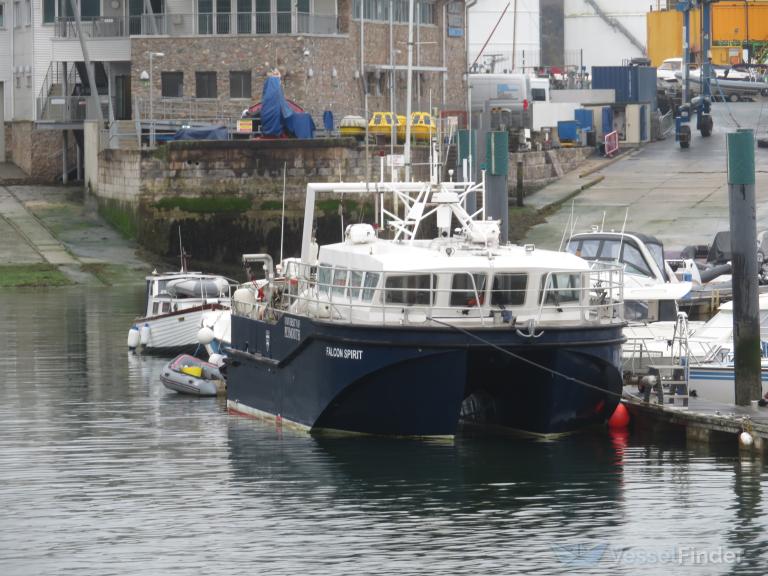 FALCON SPIRIT, Dredging or UW ops - Details and current position - MMSI ...