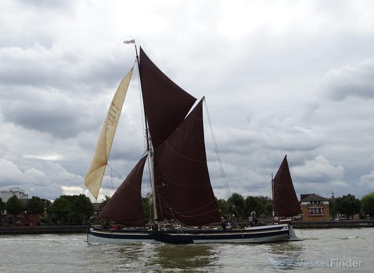 EDITH MAY, Sailing vessel - Details and current position - MMSI ...