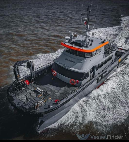 SPECTRUM 3, HSC - Details and current position - MMSI 235082698 ...