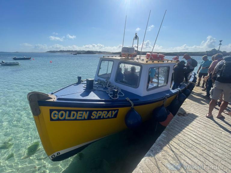 GOLDEN SPRAY, Passenger ship - Details and current position - MMSI ...