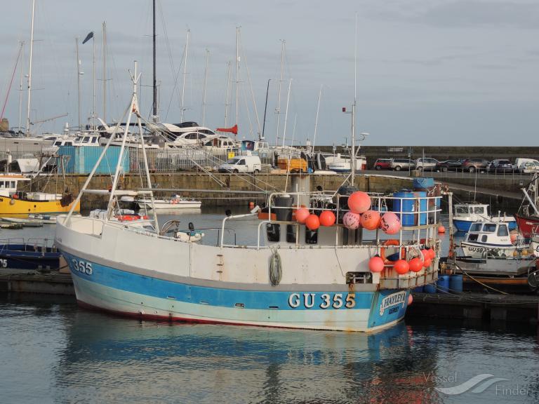 HAYLEY B, Fishing vessel - Details and current position - MMSI ...