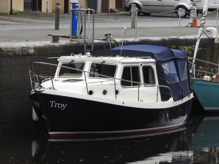 TROY, Pleasure craft - Details and current position - MMSI 235102707 ...