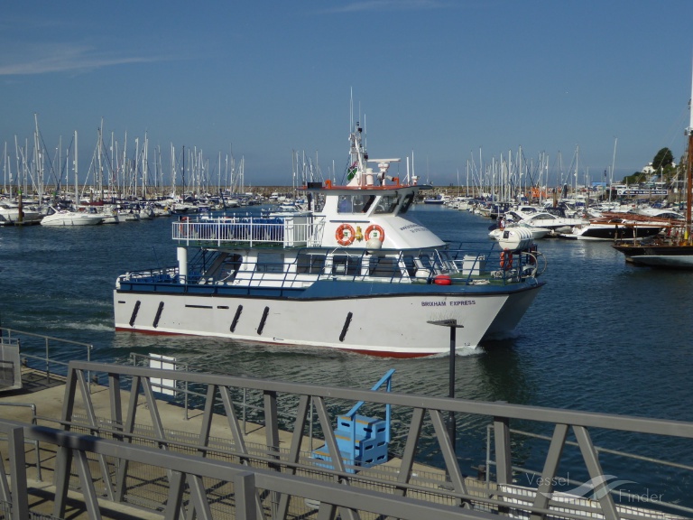 DUNARA, Unknown - Details and current position - MMSI 235108914 ...