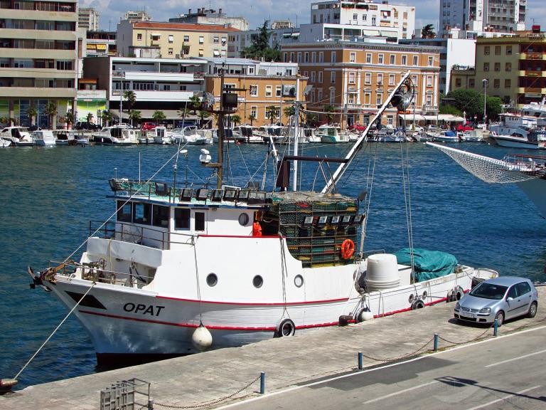 OPAT, Fishing vessel - Details and current position - MMSI 238283040 ...